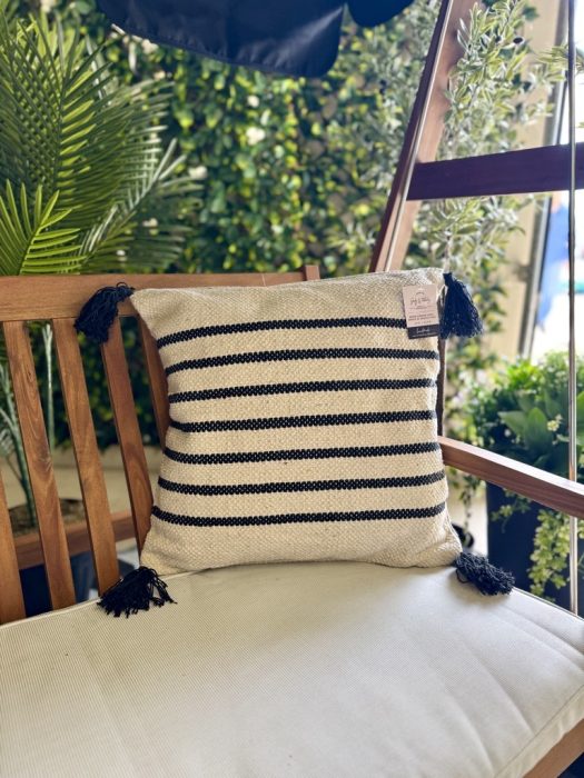 Santa Fe Cushion Tassel 18x18" - TERRA Greenhouses